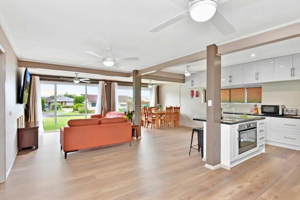 Coal D' Vine Chillout - Cessnock Nsw - Paxton