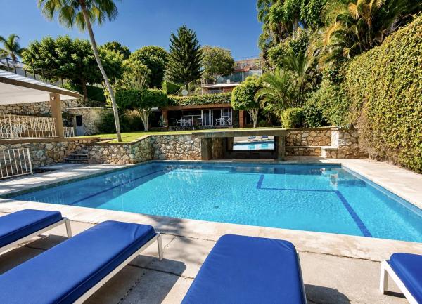 Casa Vacacional Olympia - Tequesquitengo