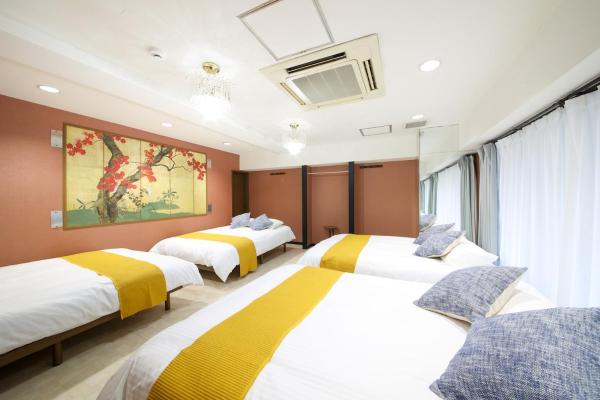 Namba Kuromon 201-hokusai House 3 Min To Dotonbori 6br Sleeps 18 - Osaka