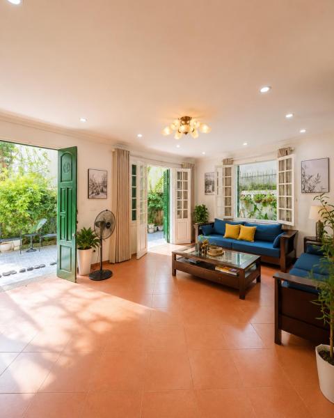 French Garden Villa 4br Bbq Sunny Balcony Bathtub Steps To West Lake - Hanoi