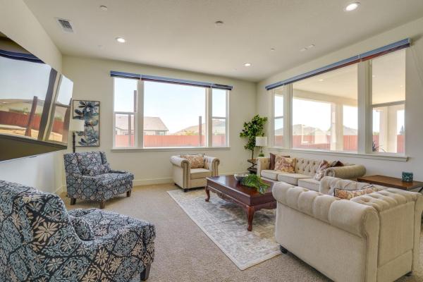 Private Yard & Patio! Modern Manteca Gem - Ripon, CA