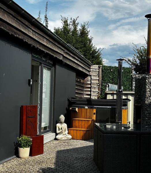Relax Trois Bornes - De Grenspost - Aachen