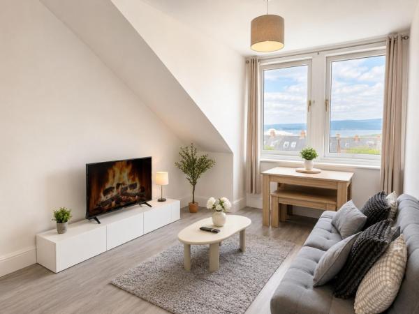 Cosy 2bdr In Greenock - Sleeps 5 - Parking - Gourock