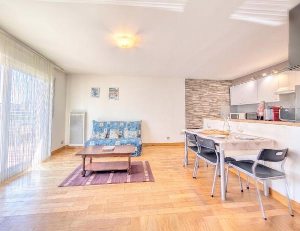 Le Refuge Central - Parking Privé, Marché, Plages - 디나흐