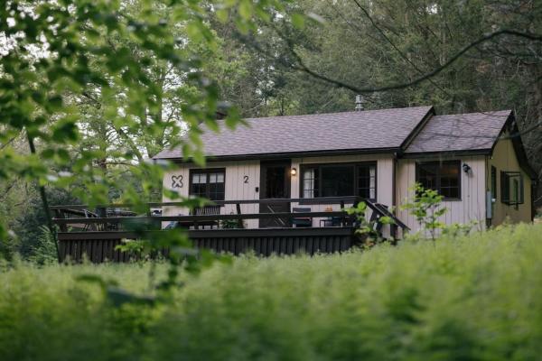 Peaceful Cabin With Sauna, Hot Tub And Cold Plunge - Housatonic Meadows State Park, Sharon