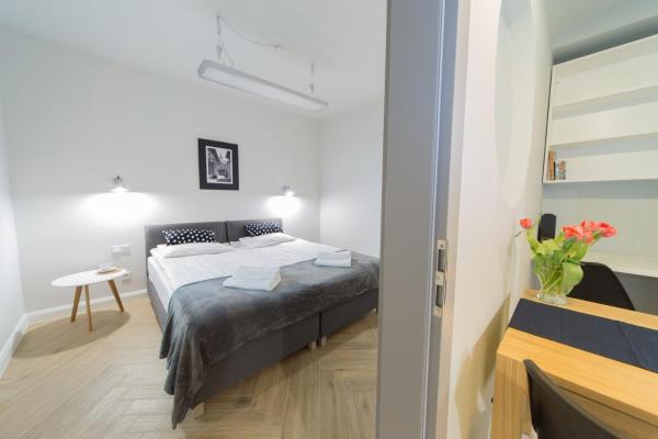 M5 Main Square Stylish One Bedroom - Krakova