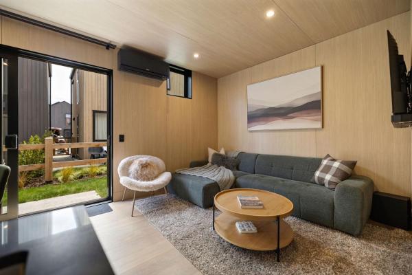 Stylish & Contemporary Tupu Ora Villa - Arrowtown