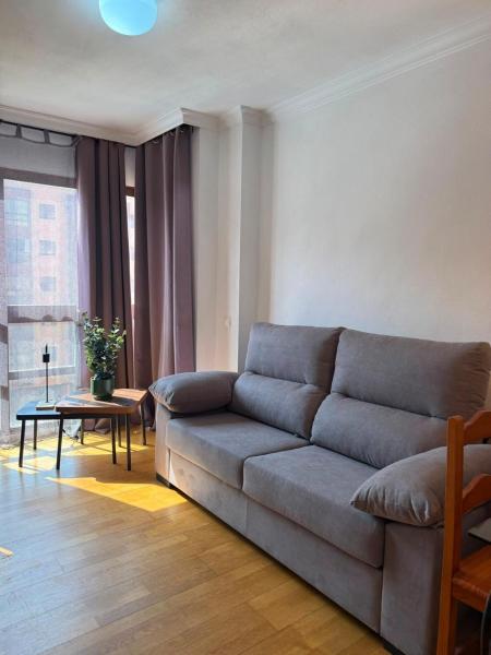 Centrally Located Apartment With Pool Near Ifema - Velilla de San Antonio