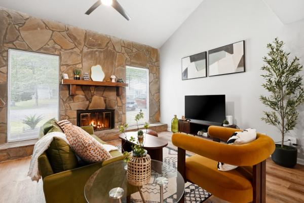 Heritage Haus - Stylish 2br W Deck Near Marietta Square, Dogs Ok - Marietta, GA