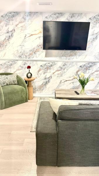 Your Cozy Home Away From Home - Newcastle