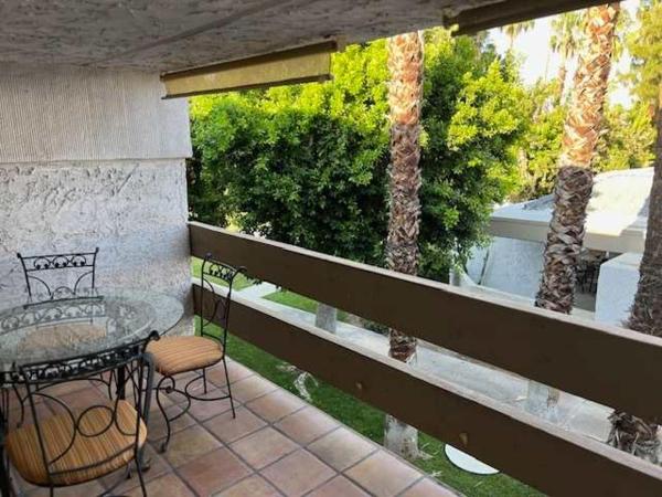 Mountain View Condo W Pool & Spa In Palm Springs - Palm Springs
