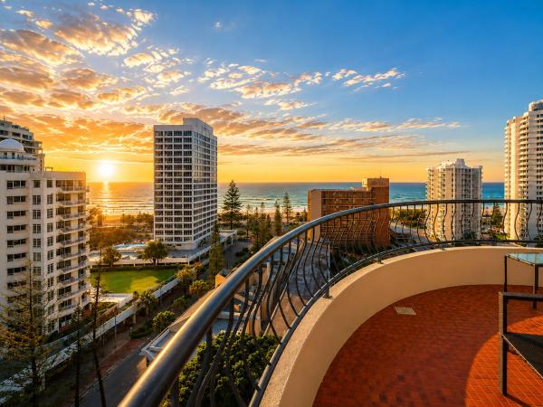 Robin's Paradise - Surfers Paradise
