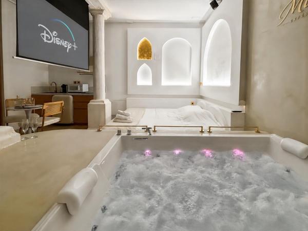 Miloa Balnéo Suite Romantique Avec Bain Privé - Tarbes