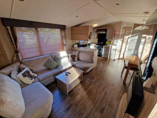 Aberdunant Hall Sleeps 5 With Balcony - Beddgelert
