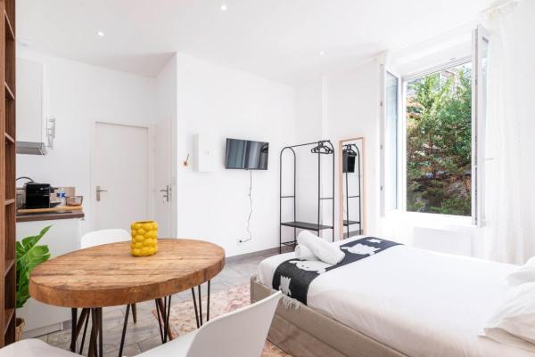 Les Suites Saint Georges - Le Studio Jardin - Villeurbanne