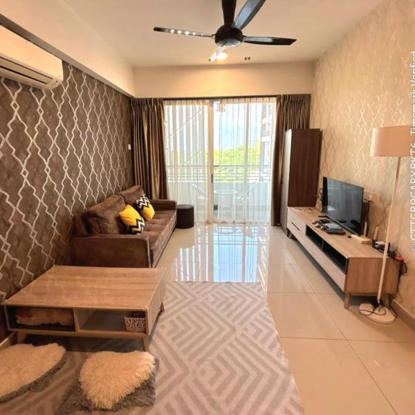 Ipoh City Centre Majestic10 Homestay Pool View 3 Mins Walking To Famous Food Places & 15mins To Old Town Ipoh By Happy Homestay - Malaysia