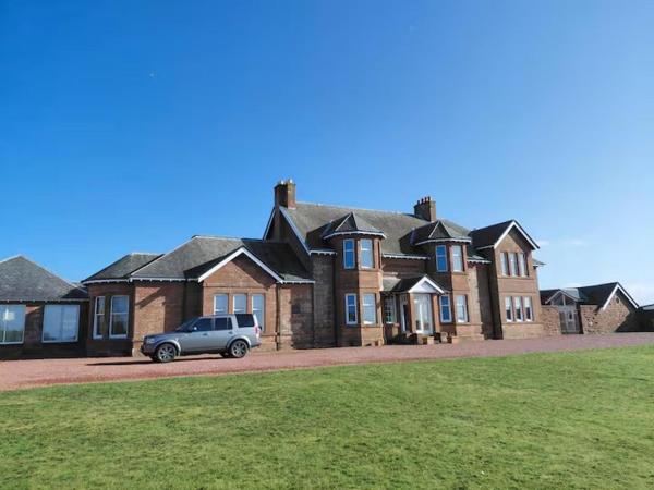 House Sleeps 12 With Parking - Ayr, UK