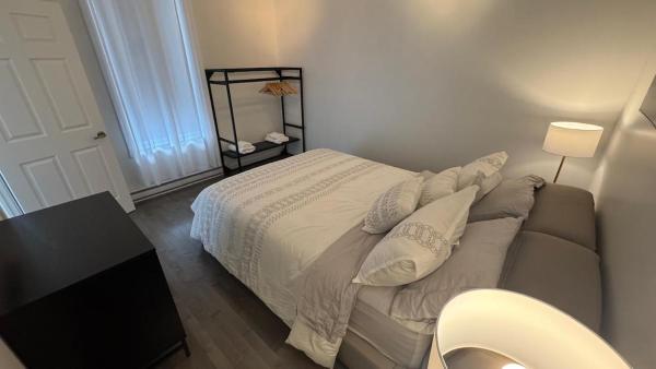 Luxury Condo - Laval, Quebec, Canadà