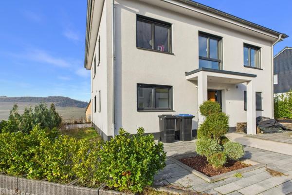 Ein Haus Mit Format In Nittel - Remich