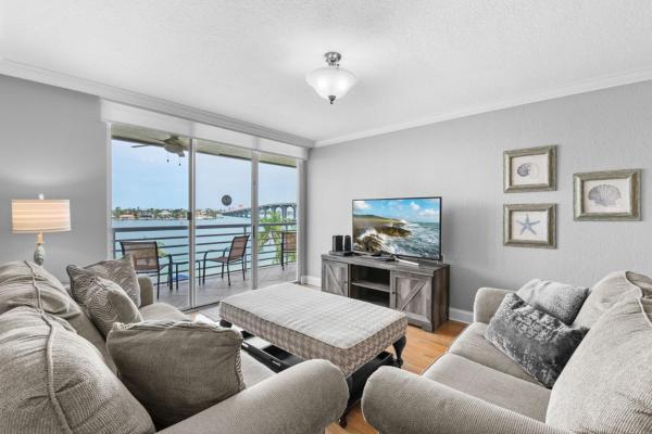 New Stunning Bahia Vista Condo 8 410 - St. Petersburg, FL