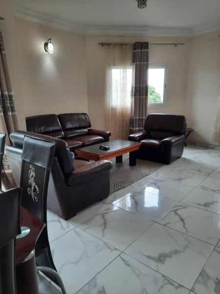 Appartement Chic Et Spacieux - Dakar