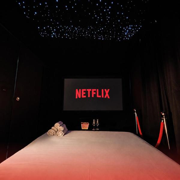 Miloa Ciné Escapace Cinéma Et Ciel éToilé - Tarbes