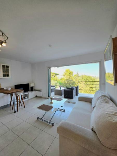 Appartement Avec Vue - Cadre Verdoyant Et Parking Privé - Saint-Paul-de-Vence