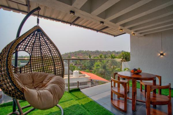 White Grove 3bhk Villa Near Candolim - Goa