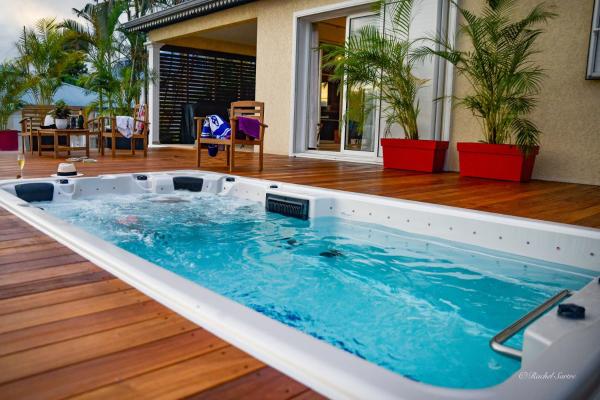 Villa Ty Lodge Avec Piscine Pour 6 Personnes - Saint-Pierre