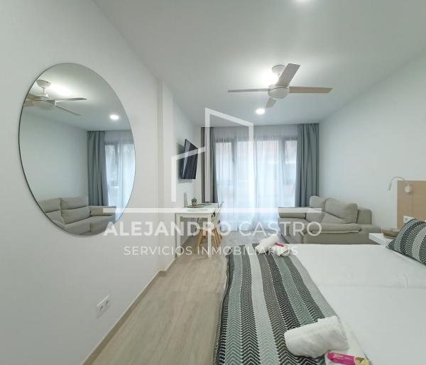 Elegance Canteras Suite - 拉斯帕爾馬斯