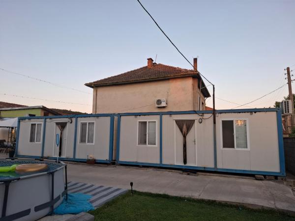 Blue And White - Bulgarien