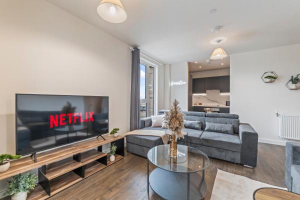 Modern 2br - 4 Stops To Wembley - Sleeps 8 - Watford