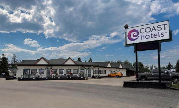 Coast Whitecourt Hotel - 艾伯塔
