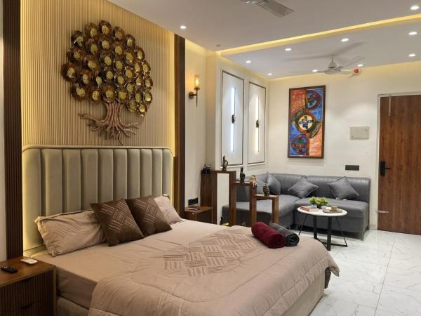 Elite Studio Escape Self Checkin - Ghaziabad