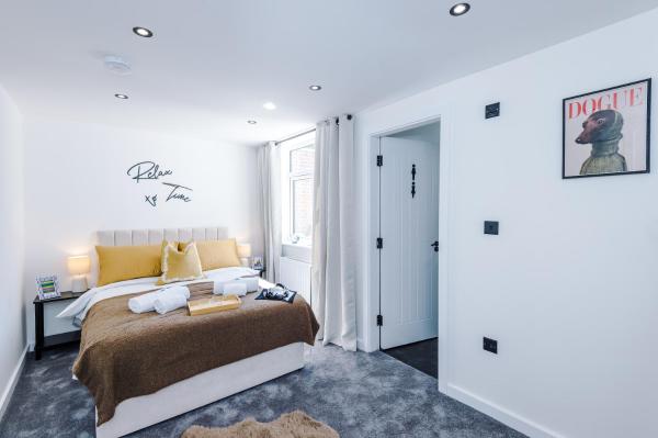 Pool Table, 4br, 4bath, Free Parking - Manchester