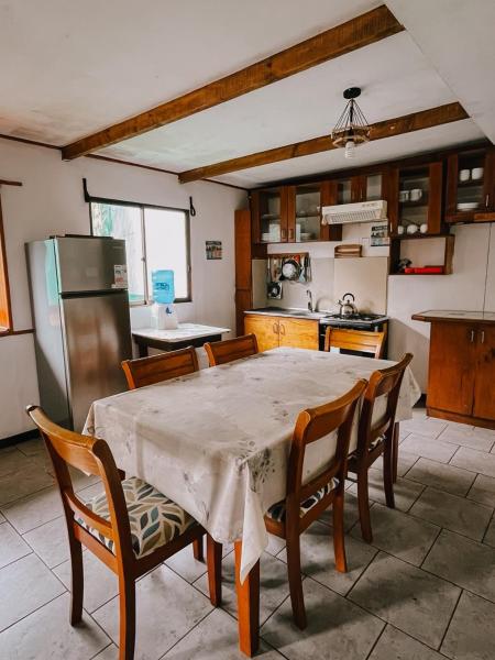 Kauaraki Rangi Nui Family House - Easter Island