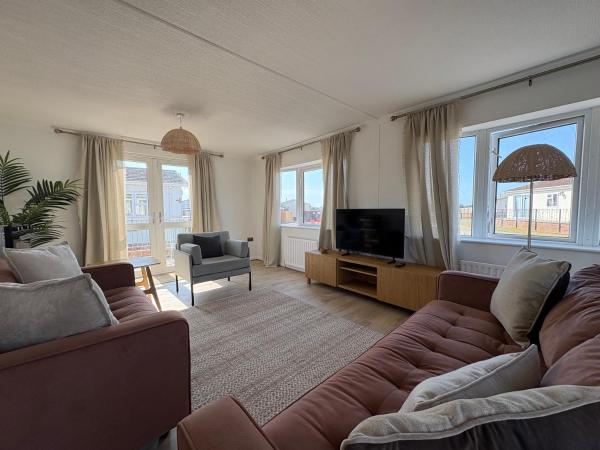 Relaxing Riverside Retreat - Mudeford