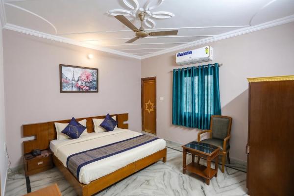 Fabhotels Nairo - Csennai