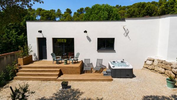 Villa Avec Spa Vue Mont Ventoux - Pont-Saint-Esprit