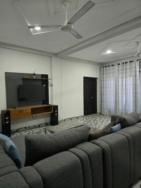 2 Bedroom Super Cozy Apartment - Accra