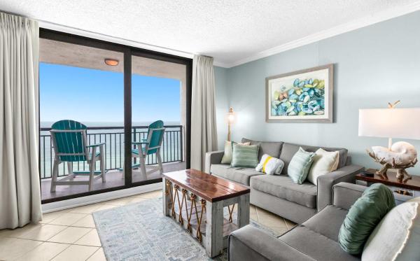 Beachfront Escape With Gulf Views Pool & Hot Tub - Destin, FL