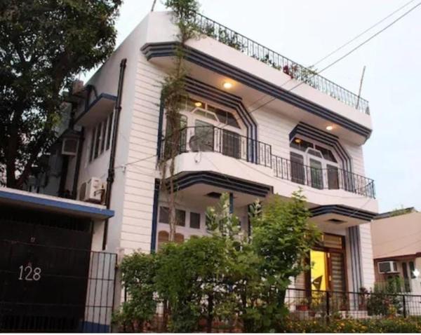 A2 Guest House - Kolkata