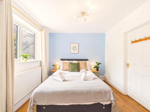 City Centre 4 Bed - Private Parking - Nottingham