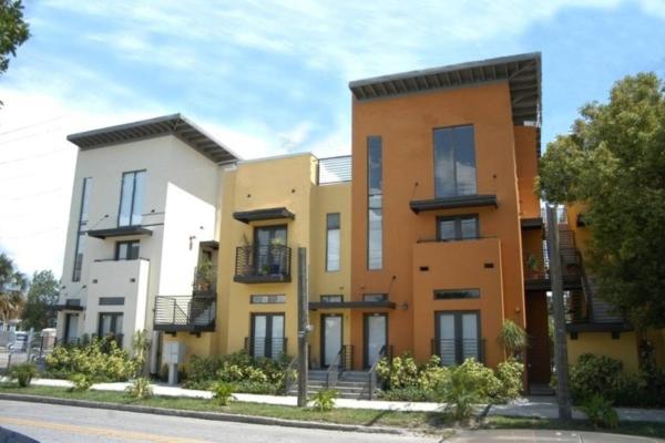 Affordable Modern Luxury - Ybor City - 2bd / 2ba - The Florida Aquarium, Tampa