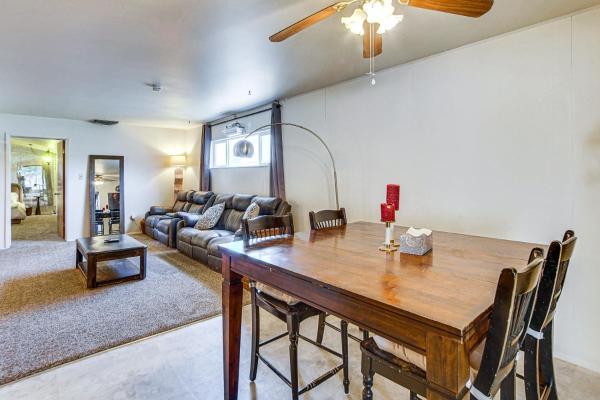 Walkable Home In Cedar City With Ample Parking - Cedar City