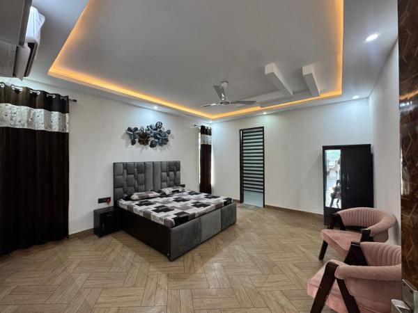 Yadav Farm House - Noida