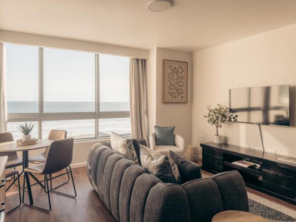Infinity 2br Seaside Stay - Steps From Blouberg Beach - Parklands