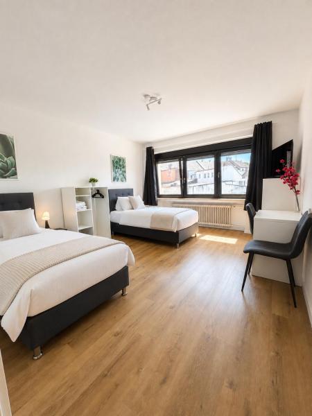 Workerslodge Krefeld Apartment Für 5 Gäste Mit Stellplatz & Balkon - Kaarst