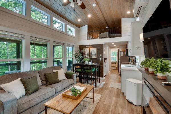 Tiny Home - Fire Pit, Grill, Deck & View! - Franklin, NC