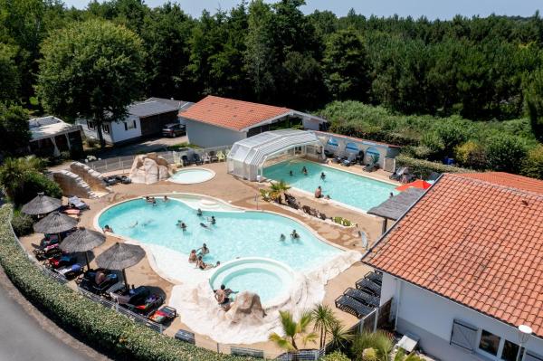 Camping Maeva L'arbre D'or Au Lac De Biscarrosse - Parentis-en-Born